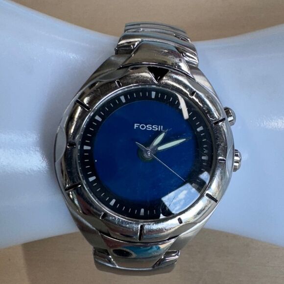 Fossil | Accessories | Fossil Blue Color Changing Watch New Batteries ...